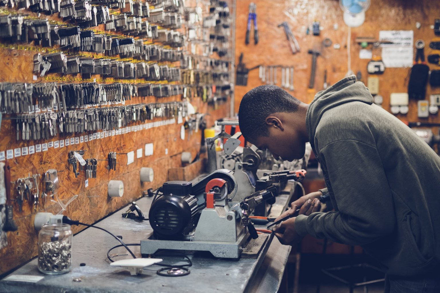 7 Career Exploration Activities For High School Students TheHighSchooler 7-career-exploration-activities-for-high-school-students-thehighschooler